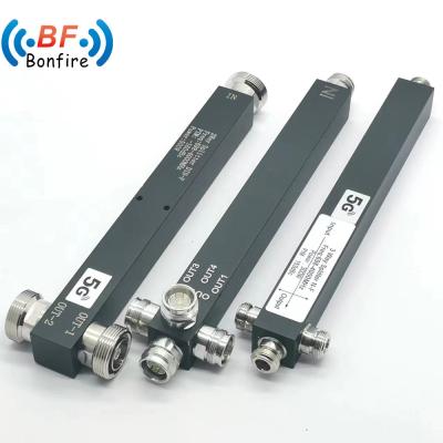 China 0.510kg Package Gross Weight 698-3800MHz 2 Way Power Splitter Divider N Female Type for sale