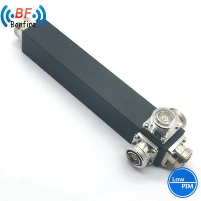 China 300W Grey 2 Way Power Splitter N SMA Female Telecom Ultra Wideband Splitters 0.6-6GHz for sale