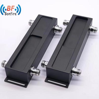China Customized Red RF Hybrid Combiner 2 in 2out 698-4000MHz Low Vswr 2 dB Bridge Hybrid Coupler for sale