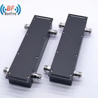 China Package Gross Weight 0.780kg Grey/Red/Black 698-4000MHz Passive RF 2X2 Hybrid Combiner for sale