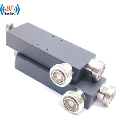 China 18.00cm * 4.00cm * 3.00cm Package Size 5dB 6dB 7dB 8dB Directional Coupler 698-4200MHz D-F for sale
