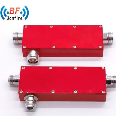 China 300W Low Insertion Loss Cavity Directional Coupler 698MHz-3800MHz 6dB Coupling Degree for sale