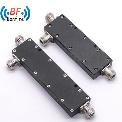 China 300W 0.3dB RF Low Insertion Loss Reactive Cavity Directional Coupler 698MHz-3800MHz 25dB Coupling Degree for sale