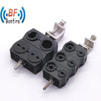 China 15.00cm * 6.00cm * 1.50cm Package 3 Way Feeder Clamp for 5mm Fiber and Power Cable for sale