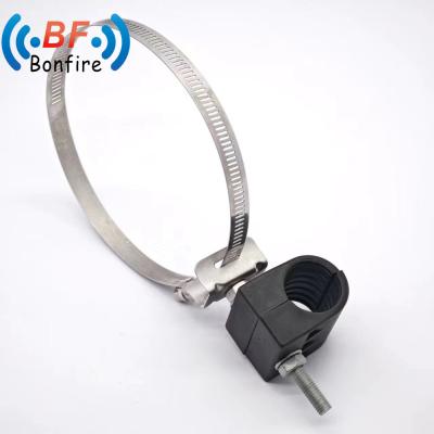 China 2 Way Eight Holes Special Fiber Feeder Clamp for Convenient and Flexible Cable Routing for sale