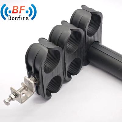 China Customized 5-7mm 13-14mm Three Holes Hook Type Feeder Clamps Self Locking Cable Clamp for sale