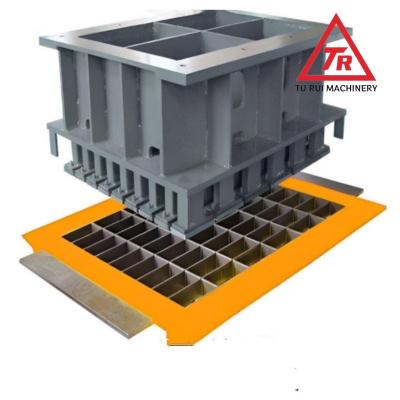 China Versatile Interlocking Block Moulds Impact Resistance Water Retardant Cr12 Die Steel 300×300×60mm for sale