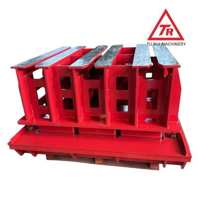 China Durable Cement Block Mould made from high manganese alloy steel with specialized hardening process for concrete block production for sale