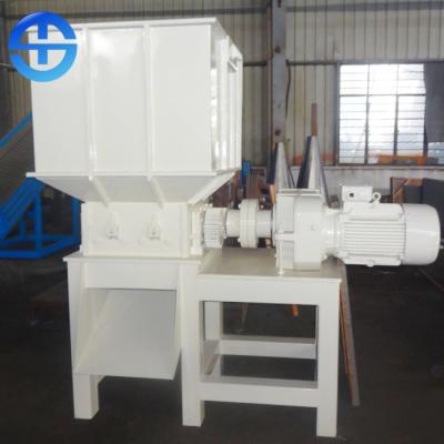 China 45 Kw Dual Shaft Shredder Iron Shredder Machine 20 R/Min Low Speed Operation for sale