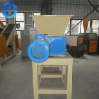 China Intelligent Solid Waste Shredder Steel Drum Shredder Machine 380V 50 R/Min for sale