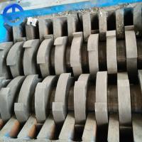 China Heavy Duty 2 Shaft Shredder Machine Metal Crushing Machine 45 Kw * 2 Power for sale
