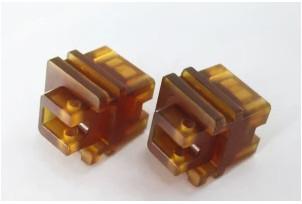 China Precision Amber PEI Injection Molding Plastic Parts High Temperature Resistance for sale