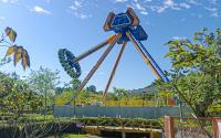 China 23 Seat 6rpm Giant Amusement Park Pendulum Facilities Weatherproof for sale