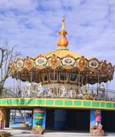 China 48 Seat Theme Park Carousel Amusement Kiddie Rides 10kW OEM for sale