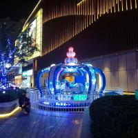 China Outdoor 12 Seat Kiddie Amusement Park Rides Carousel Ice Snow Crown Design for sale