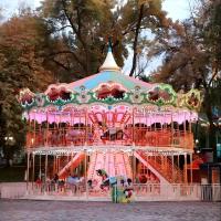 China Amusement Ride Carousel 68 Seat Double Decker Carousel Technical Parameters for Theme Parks and Entertainment Venues for sale