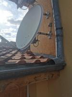 China Ku Band 60cm Satellite Dish Antenna Zinc Phosphate Steel TV System for sale