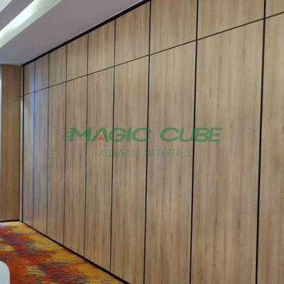 China Adjustable Speed Sound Insulation Movable Partition Wall with High Flexibility for Dynamic Space Management for sale