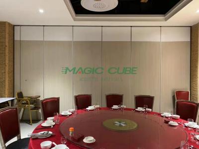 China Adjustable Speed Sound Insulation Movable Partition Wall with High Flexibility for Conference and Event Facilities for sale
