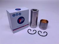 China 65.02502-0082 Engine Gudgeon Pin , DOOSAN DB58 Piston With Pin for sale