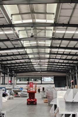 China 5 Blades Big Diameter Warehouse Ceiling Fans Industrial Strength Cooling Solutions for sale
