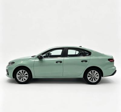 China Fuel Efficient Volkswagen Sagitar Compact Sedan 1.5L 6 Speed Automatic for sale
