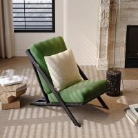 China Hotel Modern Velvet Dining Chair Dark Green 860mm Solid Wood Legs for sale