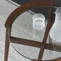 China Glass Top Oak Veneer End Table With Solid Wood Legs Custom Made for sale