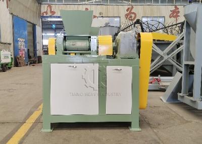 China Livestock Manure Fertilizer Double Roller Extrusion Granulator for sale
