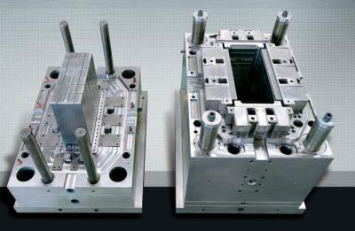China Custom Plastic Injection Molding Battery Box Mold for UPS Motorcycle 12V Battery Mold Making for sale
