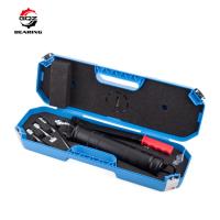 China SKF 1077600 Steel Knurled Body Grease Gun 500 Ml Reservoir Volume for sale