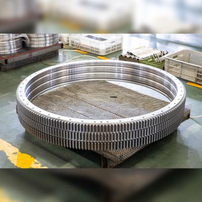 China EXCAVATOR SWING BEARING  DH300-7 CRANE SLEWING BEARING DOOSAN SWING RING 1165*1474*120MM for sale