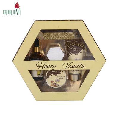 China Foot Care Gift Set with 60ML Scrub, 30ML Balm, 50ML Oil - OEM Customizable Bath & Body Products for sale