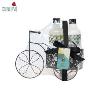 China Luxury Bath & Body Care Gift Set for Men - Customizable Spa Collection with 7-10 Day Processing and 7000 sqm Manufacturing Facility for sale