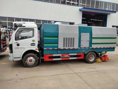 China Dongfeng 6cbm Multi-Functional Small Vacuum Road Sweeping Truck 4x2 Euro V for sale