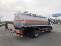 China 6CBM FAW Oil Tank Truck 4x2 Diesel Fuel Tanker with Dispenser 110HP for sale