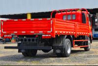 China Light Duty 4x2 Cargo Box Truck 8 Ton Load Capacity 163HP Diesel Lorry for sale
