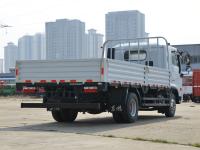 China Dongfeng Q28 Cab 156HP Diesel Cargo Truck Flatbed 5-8t Payload 4x2 for sale