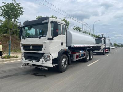 China HOWO 30000 Liters Water Sprinkler Truck with Euro 5 Emission Standard and MAN 290HP Engine for Road Dust Cleaning for sale