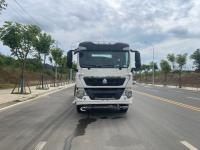 China HOWO 30000 Liters Water Sprinkler Truck with Euro 5 Emission Standard and MAN 290HP Engine for Road Dust Cleaning for sale