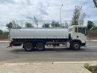 China HOWO 30000 Liters Water Sprinkler Truck with Euro 5 Emission Standard and MAN 290HP Engine for Road Dust Cleaning for sale