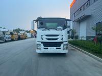 China Isuzu Desert Dry Sand Vacuum Truck with 10m Suction Pipe 205HP Diesel Engine and 10000L Tank Capacity for sale