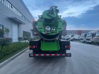 China Isuzu Desert Dry Sand Vacuum Truck with 10m Suction Pipe 205HP Diesel Engine and 10000L Tank Capacity for sale