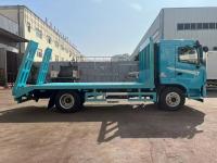 China DONGFENG 4x2 Diesel Flatbed Truck Emission Compliant Platform Truck for Heavy Equipment Transport for sale