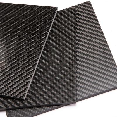 China Quasi-Isotropic Solid Plain Weave Carbon Fiber Sheet Heat Resistant for sale