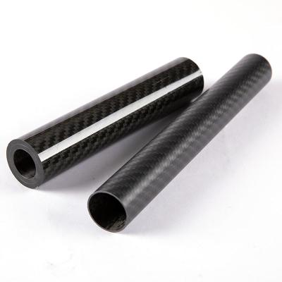 China Customizend Different Sizes 3K Round Carbon Fiber Tubes Roll Wrapping Technique for sale