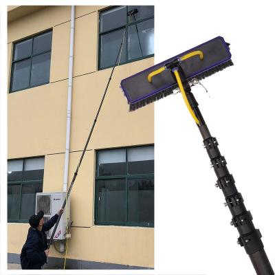 China Telescoping Carbon Fiber Water Fed Pole For Home And Commercial Window Cleaning for sale