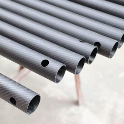 China High Tensile Strength And Stiffness Roll Wrapped Tubing 3K Twill Carbon Fiber Round Tube for sale