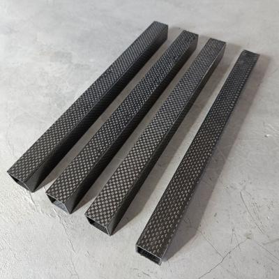China Flexibility 2x2 Carbon Fiber Square Tube Twill Fabric Easy Machinability for sale