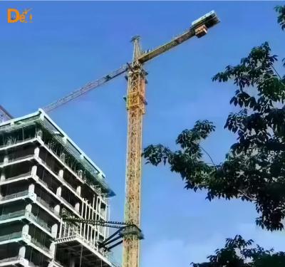 China 2nd Hand Construction Tower Crane Zoomlion 7052 Year 2020 25 Ton Load for sale